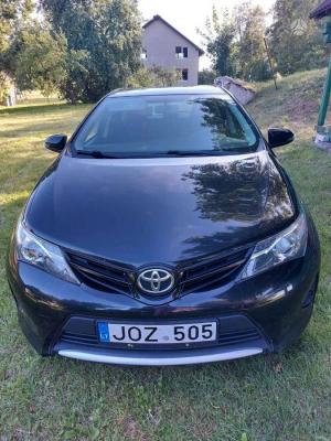 Black Toyota Auris 2014 in Marijampole, with an engine capacity of 1.33 L and mileage of 116 thousand km for 6900 €, photo  on AUTOMOTO.COM.LV