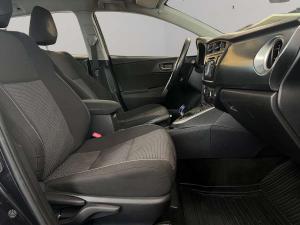 Black Toyota Auris 2014 in Kaunas, with an engine capacity of 1.80 L and mileage of 164 thousand km for 8999 €, photo 9 on AUTOMOTO.COM.LV