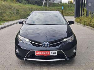 Melns Toyota Auris 2014 Viļņa, ar dzinēja tilpumu 1.80 L un nobraukumu 138 tūkst. km par 10850 €, foto 4 vietnē AUTOMOTO.COM.LV