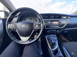 Melns Toyota Auris 2014 Viļņa, ar dzinēja tilpumu 1.80 L un nobraukumu 138 tūkst. km par 10850 €, foto 30 vietnē AUTOMOTO.COM.LV