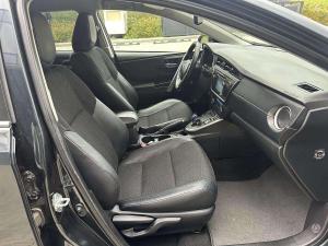 Black Toyota Auris 2014 in Vilnius, with an engine capacity of 1.80 L and mileage of 277 thousand km for 7878 €, photo 36 on AUTOMOTO.COM.LV