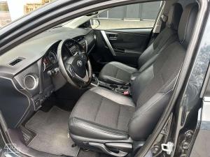 Melns Toyota Auris 2014 Viļņa, ar dzinēja tilpumu 1.80 L un nobraukumu 277 tūkst. km par 7878 €, foto 28 vietnē AUTOMOTO.COM.LV