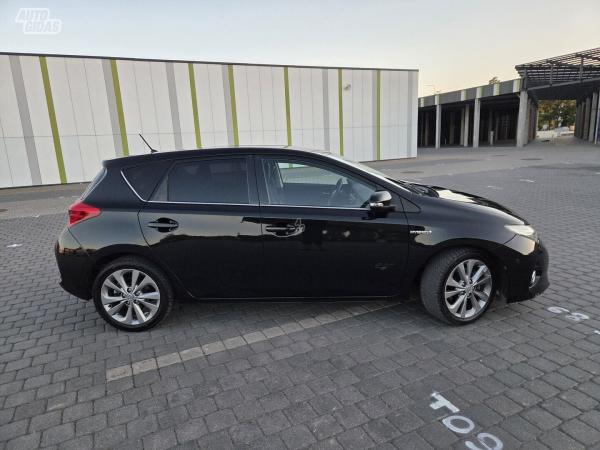 Melns Toyota Auris 2015 Ukmergė, ar dzinēja tilpumu 1.80 L un nobraukumu 186 tūkst. km par 8800 €, foto 7 vietnē AUTOMOTO.COM.LV