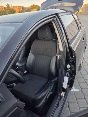 Black Toyota Auris 2015 in Vilnius, with an engine capacity of 1.80 L and mileage of 186 thousand km for 8800 €, photo 15 on AUTOMOTO.COM.LV