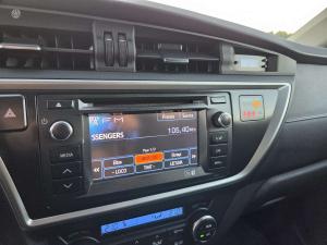 Black Toyota Auris 2015 in Vilnius, with an engine capacity of 1.80 L and mileage of 186 thousand km for 8800 €, photo 26 on AUTOMOTO.COM.LV