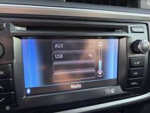 Black Toyota Auris 2015 in Vilnius, with an engine capacity of 1.80 L and mileage of 186 thousand km for 8800 €, photo 28 on AUTOMOTO.COM.LV