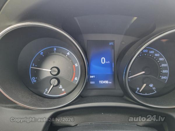 Черный Тойота Аурис 2015 в Таллин, объемом двигателя 1.60 л и пробегом 193 тыс. км за 8450 €, фото 7 на AUTOMOTO.COM.LV