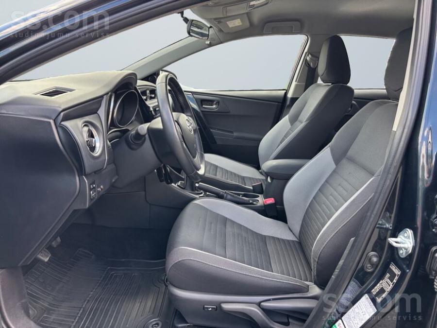 Melns Toyota Auris 2016 Rīga, ar dzinēja tilpumu 1.60 L un nobraukumu 164 tūkst. km par 8900 €, foto 10 vietnē AUTOMOTO.COM.LV