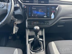 Melns Toyota Auris 2016 Rīga, ar dzinēja tilpumu 1.60 L un nobraukumu 164 tūkst. km par 8900 €, foto 12 vietnē AUTOMOTO.COM.LV