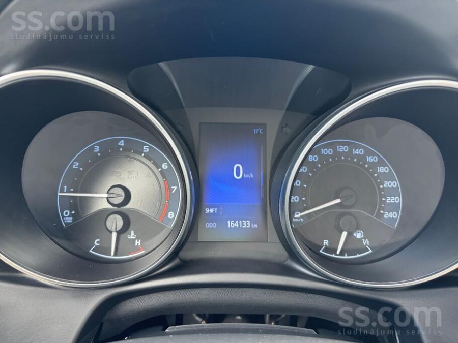 Melns Toyota Auris 2016 Rīga, ar dzinēja tilpumu 1.60 L un nobraukumu 164 tūkst. km par 8900 €, foto 19 vietnē AUTOMOTO.COM.LV