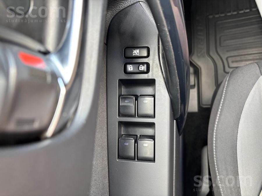 Melns Toyota Auris 2016 Rīga, ar dzinēja tilpumu 1.60 L un nobraukumu 164 tūkst. km par 8900 €, foto 20 vietnē AUTOMOTO.COM.LV