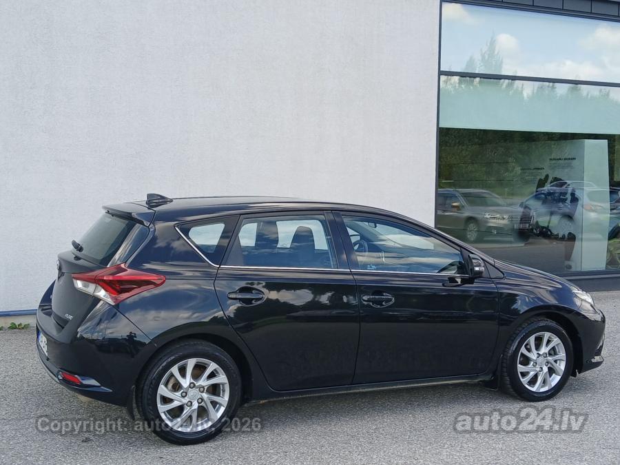 Melns Toyota Auris 2016 Tartu, ar dzinēja tilpumu 1.60 L un nobraukumu 202 tūkst. km par 6500 €, foto 7 vietnē AUTOMOTO.COM.LV