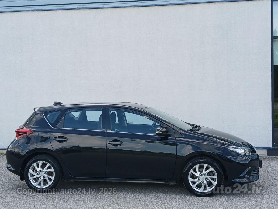 Melns Toyota Auris 2016 Tartu, ar dzinēja tilpumu 1.60 L un nobraukumu 202 tūkst. km par 6500 €, foto 8 vietnē AUTOMOTO.COM.LV