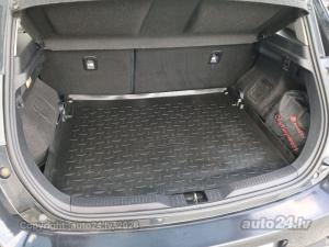 Melns Toyota Auris 2016 Tartu, ar dzinēja tilpumu 1.60 L un nobraukumu 202 tūkst. km par 6500 €, foto 13 vietnē AUTOMOTO.COM.LV