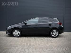 Melns Toyota Auris 2016 Rīga, ar dzinēja tilpumu 1.80 L un nobraukumu 140 tūkst. km par 10495 €, foto 7 vietnē AUTOMOTO.COM.LV