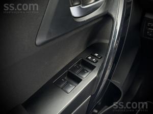 Melns Toyota Auris 2016 Rīga, ar dzinēja tilpumu 1.80 L un nobraukumu 140 tūkst. km par 10495 €, foto 17 vietnē AUTOMOTO.COM.LV