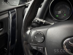 Melns Toyota Auris 2016 Rīga, ar dzinēja tilpumu 1.80 L un nobraukumu 140 tūkst. km par 10495 €, foto 18 vietnē AUTOMOTO.COM.LV