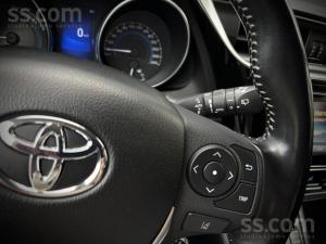 Melns Toyota Auris 2016 Rīga, ar dzinēja tilpumu 1.80 L un nobraukumu 140 tūkst. km par 10495 €, foto 19 vietnē AUTOMOTO.COM.LV