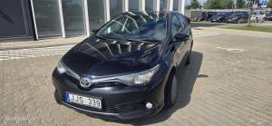 Melns Toyota Auris 2016 Viļņa, ar dzinēja tilpumu 1.60 L un nobraukumu 289 tūkst. km par 5600 €, foto  vietnē AUTOMOTO.COM.LV