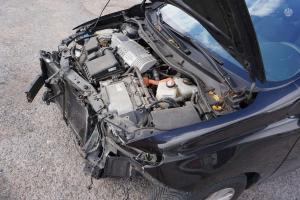 Black Toyota Auris 2016 in Klaipeda, with an engine capacity of 1.80 L and mileage of 159 thousand km for 2300 €, photo 8 on AUTOMOTO.COM.LV