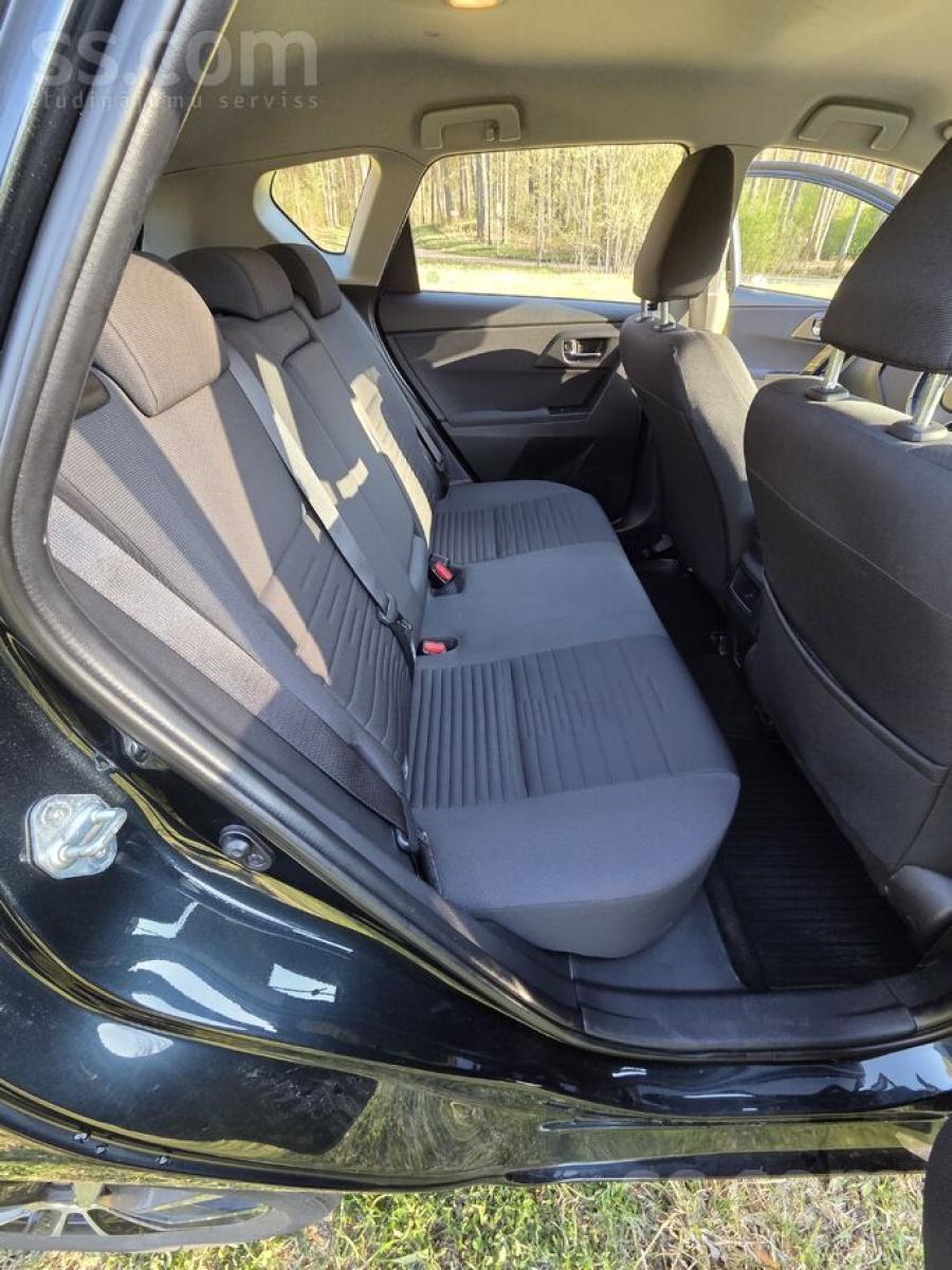 Melns Toyota Auris 2017 Rīga, ar dzinēja tilpumu 1.60 L un nobraukumu 133 tūkst. km par 9500 €, foto 12 vietnē AUTOMOTO.COM.LV
