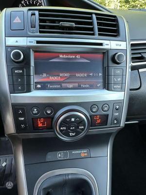 Melns Toyota Auris 2014 Ukmergė, ar dzinēja tilpumu 1.60 L un nobraukumu 246 tūkst. km par 5350 €, foto 13 vietnē AUTOMOTO.COM.LV