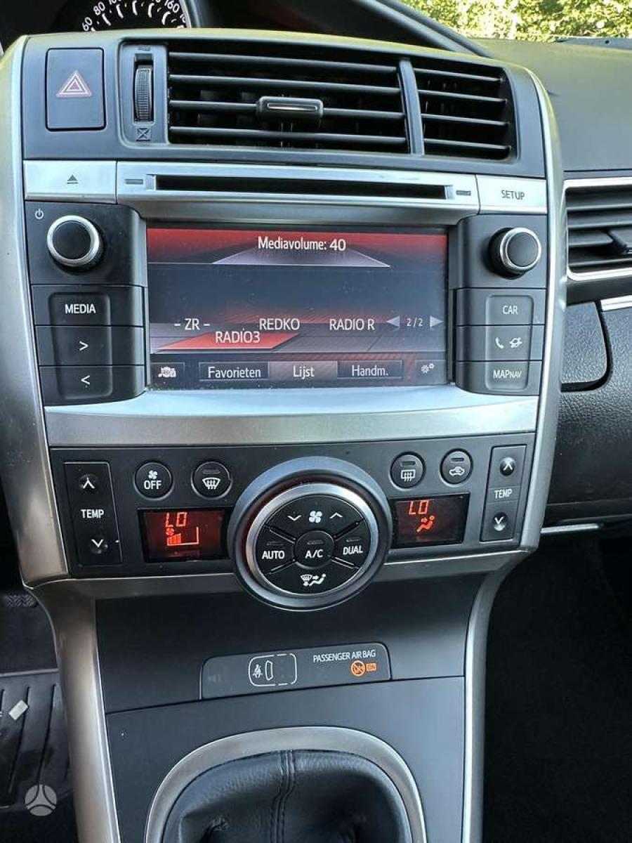 Melns Toyota Auris 2014 Ukmergė, ar dzinēja tilpumu 1.60 L un nobraukumu 246 tūkst. km par 5350 €, foto 13 vietnē AUTOMOTO.COM.LV