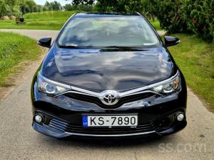 Melns Toyota Auris 2017 Tukums, ar dzinēja tilpumu 1.60 L un nobraukumu 129 tūkst. km par 11100 €, foto 3 vietnē AUTOMOTO.COM.LV