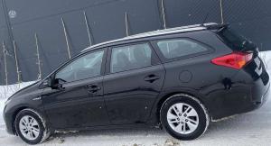 Melns Toyota Auris 2013 Viļņa, ar dzinēja tilpumu 1.80 L un nobraukumu 231 tūkst. km par 8950 €, foto 2 vietnē AUTOMOTO.COM.LV