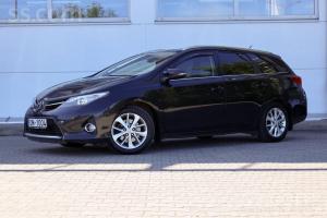 Black Toyota Auris 2013 in Riga, with an engine capacity of 2.00 L and mileage of 0 thousand km for 5995 €, photo  on AUTOMOTO.COM.LV