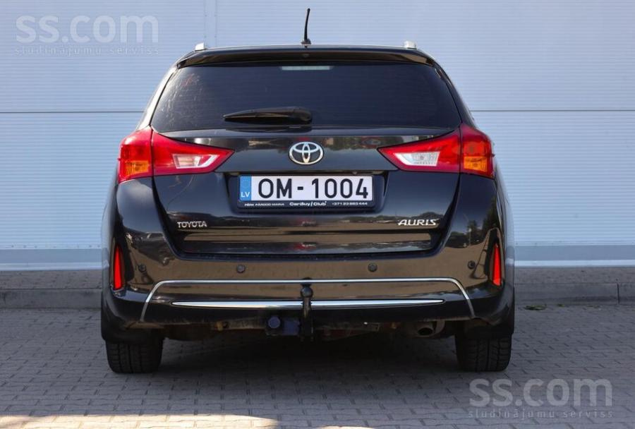 Melns Toyota Auris 2013 Rīga, ar dzinēja tilpumu 2.00 L un nobraukumu 0 tūkst. km par 5995 €, foto 6 vietnē AUTOMOTO.COM.LV
