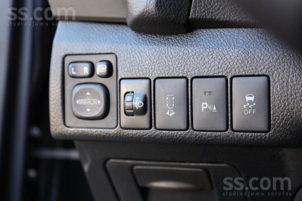 Melns Toyota Auris 2013 Rīga, ar dzinēja tilpumu 2.00 L un nobraukumu 0 tūkst. km par 5995 €, foto 8 vietnē AUTOMOTO.COM.LV