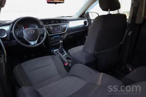 Melns Toyota Auris 2013 Rīga, ar dzinēja tilpumu 2.00 L un nobraukumu 0 tūkst. km par 5995 €, foto 10 vietnē AUTOMOTO.COM.LV