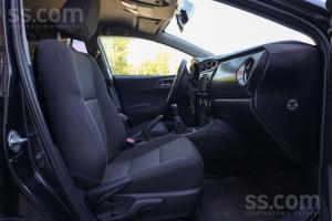 Melns Toyota Auris 2013 Rīga, ar dzinēja tilpumu 2.00 L un nobraukumu 0 tūkst. km par 5995 €, foto 15 vietnē AUTOMOTO.COM.LV