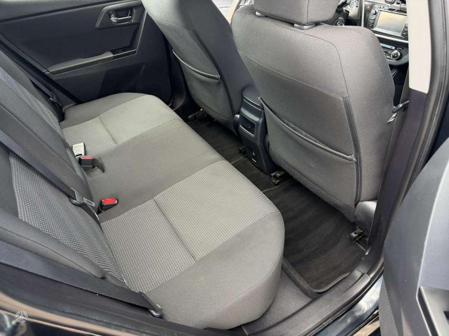 Melns Toyota Auris 2013 Utena, ar dzinēja tilpumu 2.00 L un nobraukumu 260 tūkst. km par 4590 €, foto 8 vietnē AUTOMOTO.COM.LV