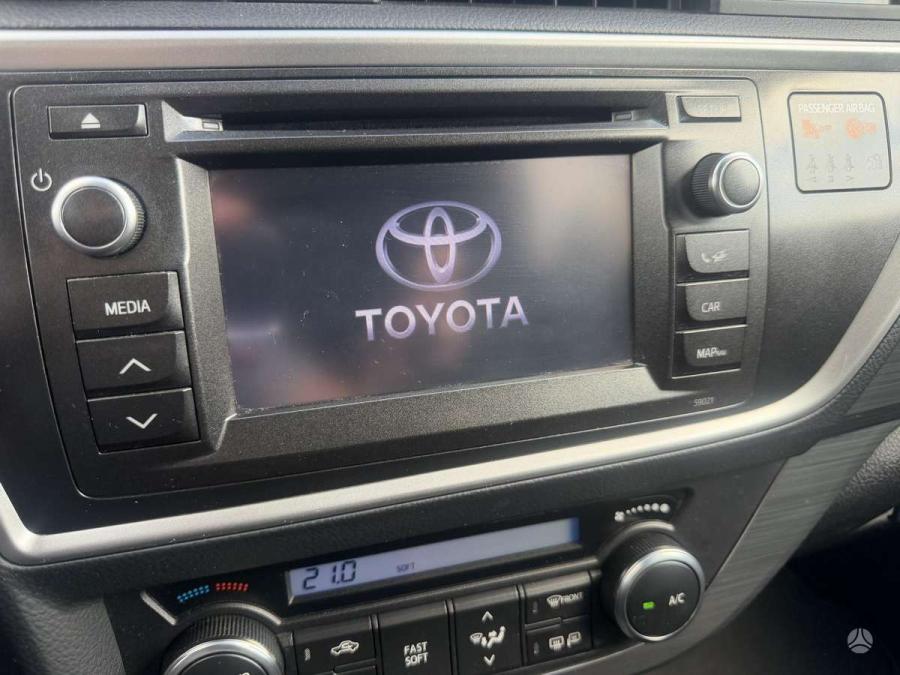 Черный Тойота Аурис 2013 в Паневежис, объемом двигателя 1.60 л и пробегом 258 тыс. км за 6500 €, фото 19 на AUTOMOTO.COM.LV