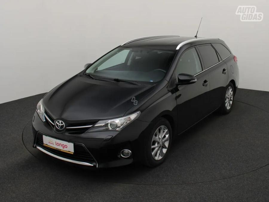 Melns Toyota Auris 2014 Viļņa, ar dzinēja tilpumu 1.60 L un nobraukumu 191 tūkst. km par 7499 €, foto 1 vietnē AUTOMOTO.COM.LV