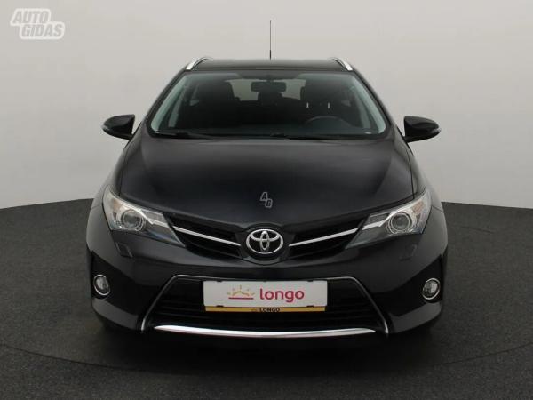 Melns Toyota Auris 2014 Viļņa, ar dzinēja tilpumu 1.60 L un nobraukumu 191 tūkst. km par 7499 €, foto 3 vietnē AUTOMOTO.COM.LV