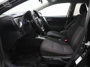 Melns Toyota Auris 2014 Viļņa, ar dzinēja tilpumu 1.60 L un nobraukumu 191 tūkst. km par 7499 €, foto 5 vietnē AUTOMOTO.COM.LV