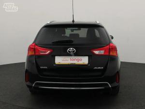 Melns Toyota Auris 2014 Viļņa, ar dzinēja tilpumu 1.60 L un nobraukumu 191 tūkst. km par 7499 €, foto 6 vietnē AUTOMOTO.COM.LV
