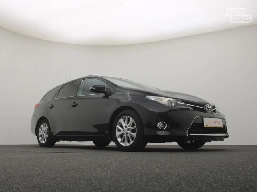 Melns Toyota Auris 2014 Viļņa, ar dzinēja tilpumu 1.60 L un nobraukumu 191 tūkst. km par 7499 €, foto 12 vietnē AUTOMOTO.COM.LV