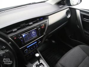 Melns Toyota Auris 2014 Viļņa, ar dzinēja tilpumu 1.60 L un nobraukumu 191 tūkst. km par 7499 €, foto 22 vietnē AUTOMOTO.COM.LV