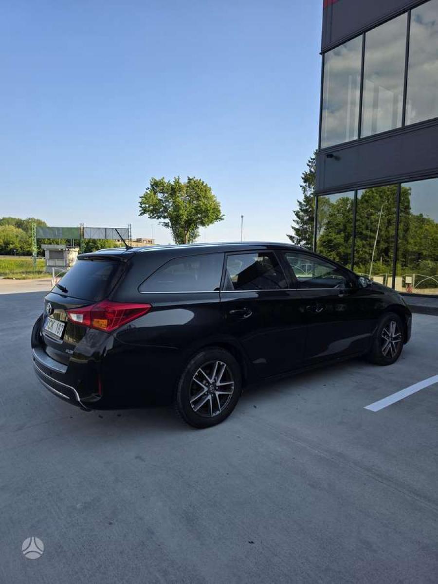 Melns Toyota Auris 2014 Klaipėda, ar dzinēja tilpumu 2.00 L un nobraukumu 280 tūkst. km par 5900 €, foto 7 vietnē AUTOMOTO.COM.LV