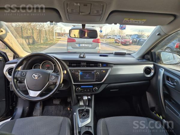Melns Toyota Auris 2014 Rīga, ar dzinēja tilpumu 1.60 L un nobraukumu 118 tūkst. km par 8300 €, foto 7 vietnē AUTOMOTO.COM.LV