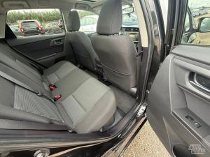 Black Toyota Auris 2014 in Vilnius, with an engine capacity of 1.80 L and mileage of 235 thousand km for 9850 €, photo 13 on AUTOMOTO.COM.LV