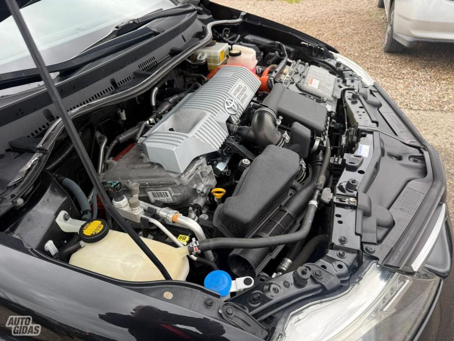 Black Toyota Auris 2014 in Vilnius, with an engine capacity of 1.80 L and mileage of 235 thousand km for 9850 €, photo 27 on AUTOMOTO.COM.LV