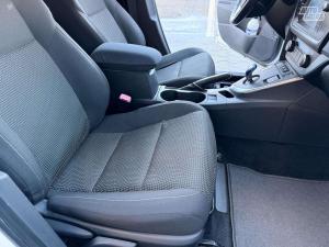 Black Toyota Auris 2015 in Vilnius, with an engine capacity of 1.80 L and mileage of 207 thousand km for 8650 €, photo 19 on AUTOMOTO.COM.LV