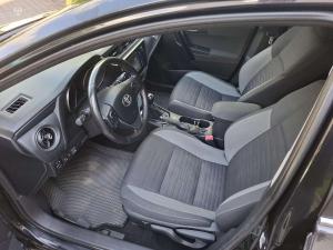 Black Toyota Auris 2015 in Vilnius, with an engine capacity of 1.60 L and mileage of 267 thousand km for 5600 €, photo 10 on AUTOMOTO.COM.LV