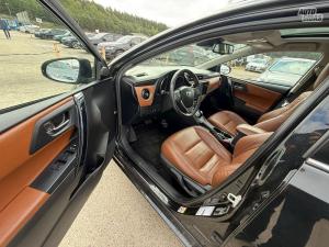 Black Toyota Auris 2015 in Vilnius, with an engine capacity of 1.80 L and mileage of 188 thousand km for 12850 €, photo 11 on AUTOMOTO.COM.LV