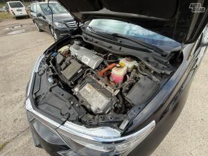 Black Toyota Auris 2015 in Vilnius, with an engine capacity of 1.80 L and mileage of 188 thousand km for 12850 €, photo 23 on AUTOMOTO.COM.LV